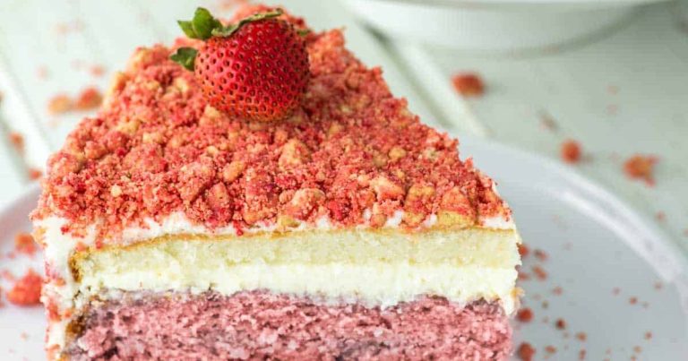 How To Make Strawberry Shortcake Crumble: Best Recipe for 2022